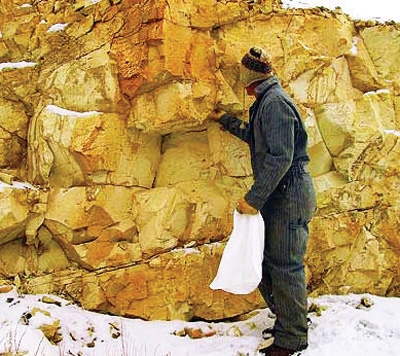 Επιτακτική ανάγκη η αξιοποίηση του πολύτιμου ζεόλιθου στον Έβρο, λέει το υπουργείο Ανάπτυξης ...